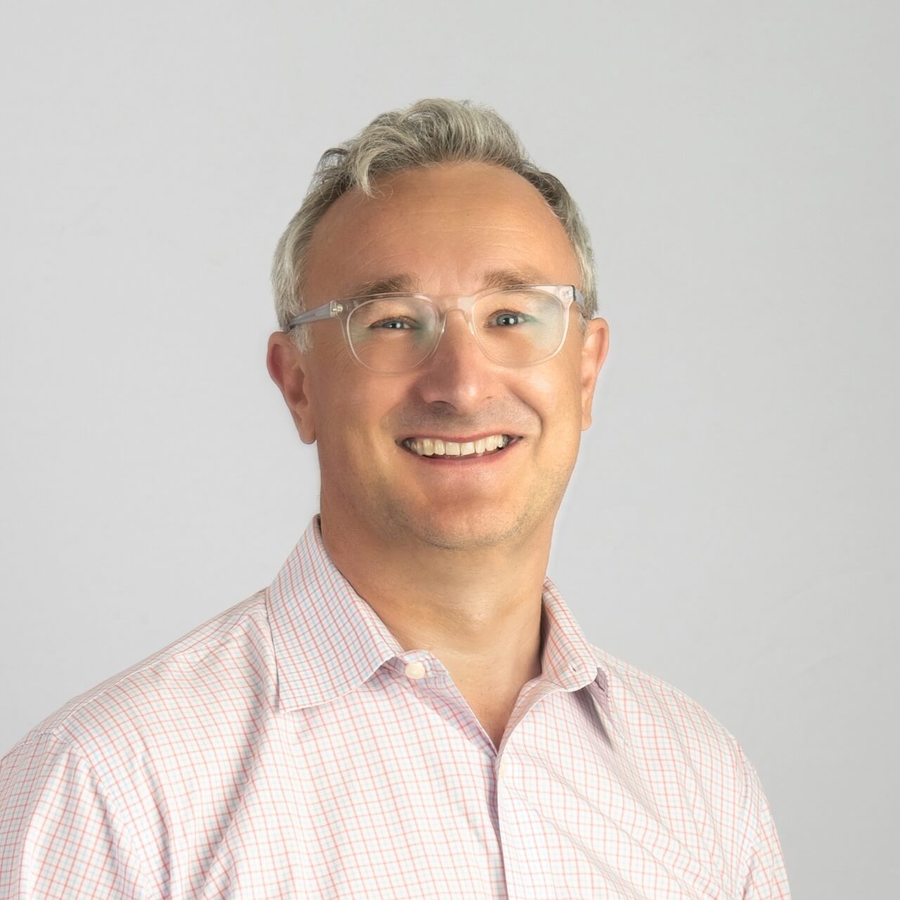 Simon Moss Appointed the New CEO of SymphonyAI Sensa